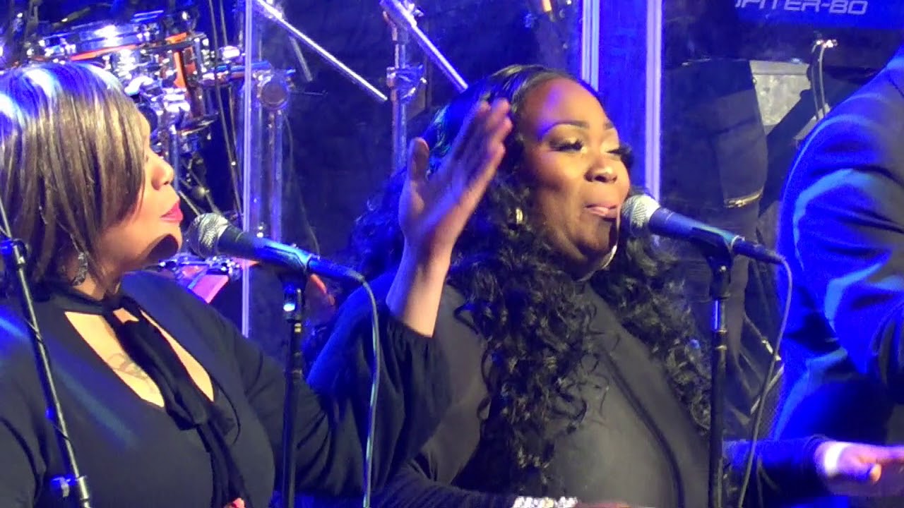 "I am Healed" -Donald Lawrence Chicago McDonald's Festival 2018 - YouTube