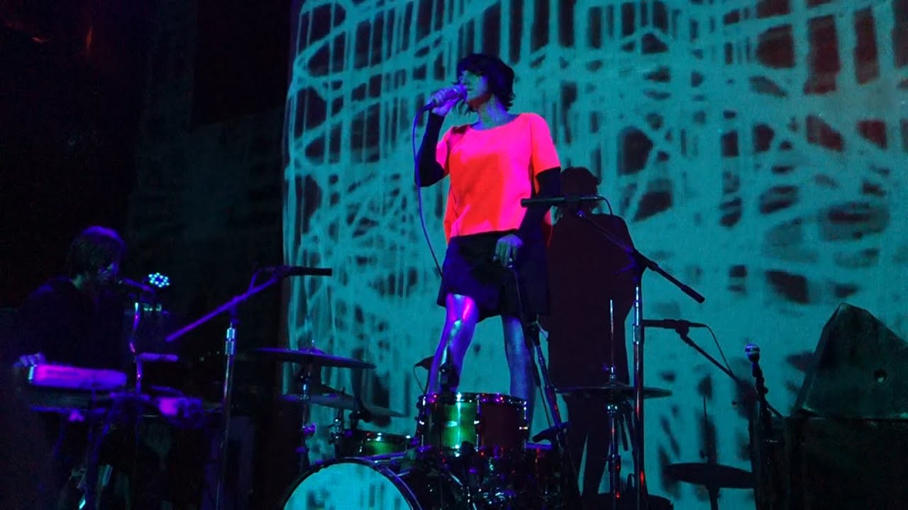 Autolux - Soft Scene – Live in San Francisco - YouTube