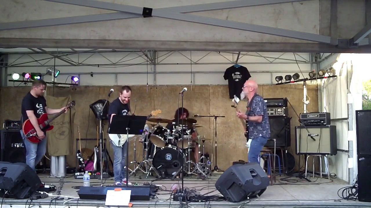 IN'DESIBELL'S - Black Cat Bone (Nimmo Brothers cover) - YouTube