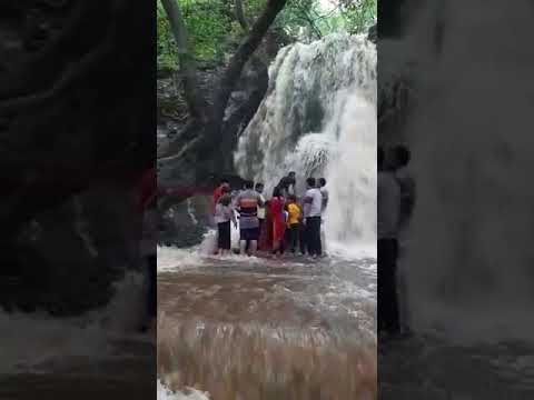 Gaumukh waterfall Near Songadh Gujarat - YouTube