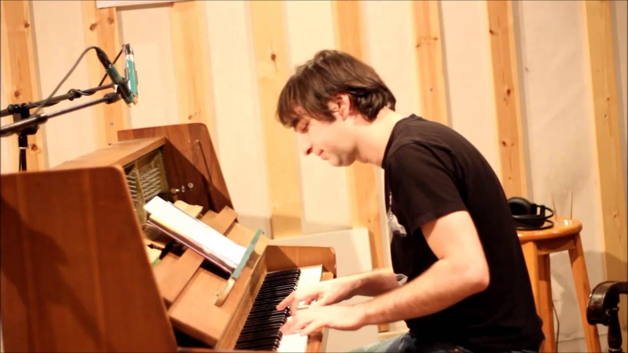 David Bowie - Absolute Beginners - Piano Instrumental by Frankie Simon ...