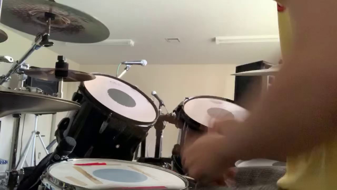 JAPANESE OTAKU HYPER DRUM SOLO - YouTube