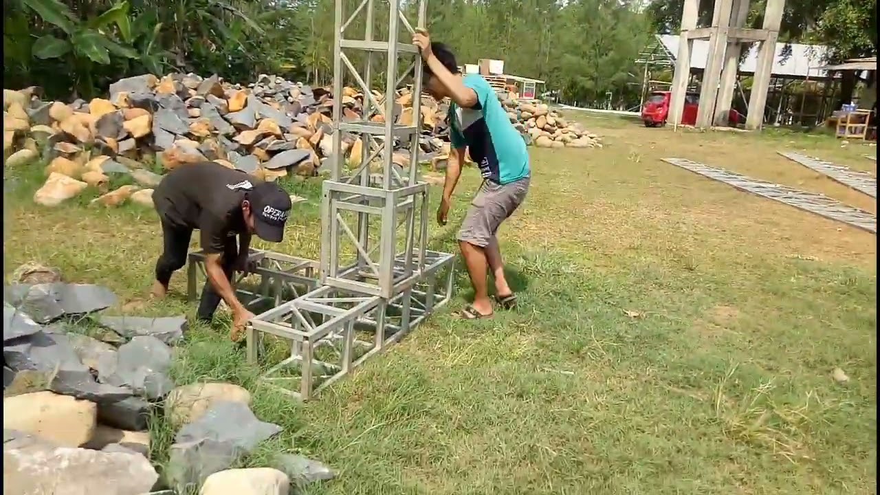 waktu pemasangan panggung rijing 8x6 - YouTube