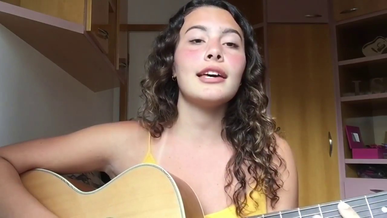 Isa Mattar- Poesia Acústica #2 "Sobre Nós" (cover) - YouTube