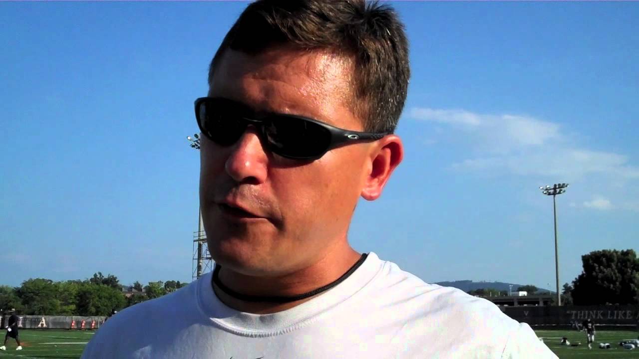 Wahoos247 Video: Bill Lazor 08.09.11 - YouTube