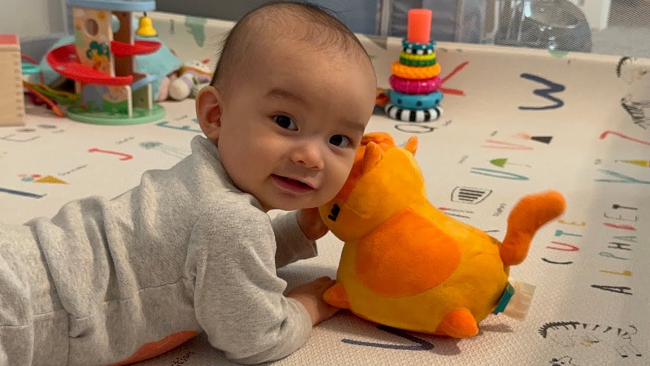 Crawling with Mr. Kitty - YouTube