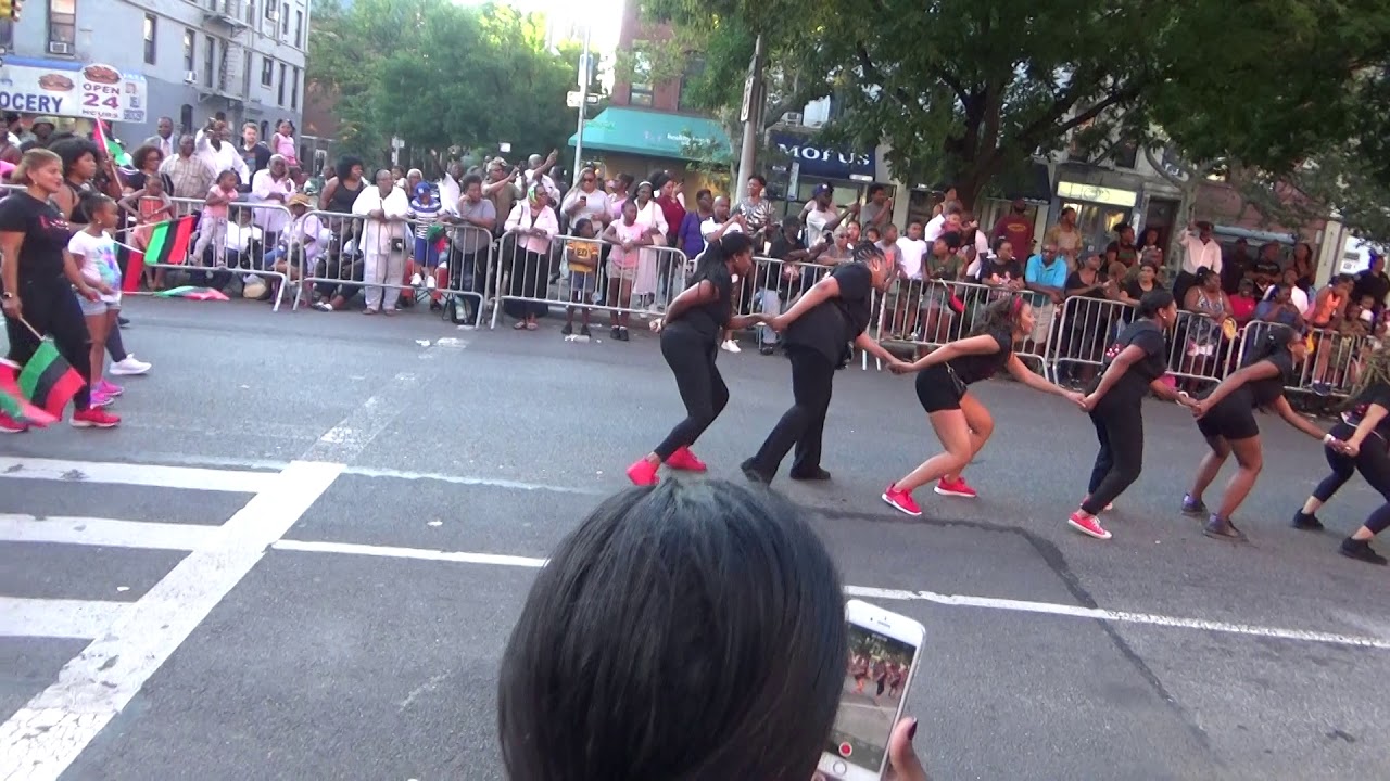 AFRICAN AMERICAN HERITAGE PRIDE PARADE - BLACK WOMENS DANCE GROUP ...
