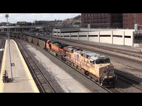UP #7363 Leads EB KCLX Coal Train with BNSF Power. Kansas City, MO 1/28/23 - YouTube