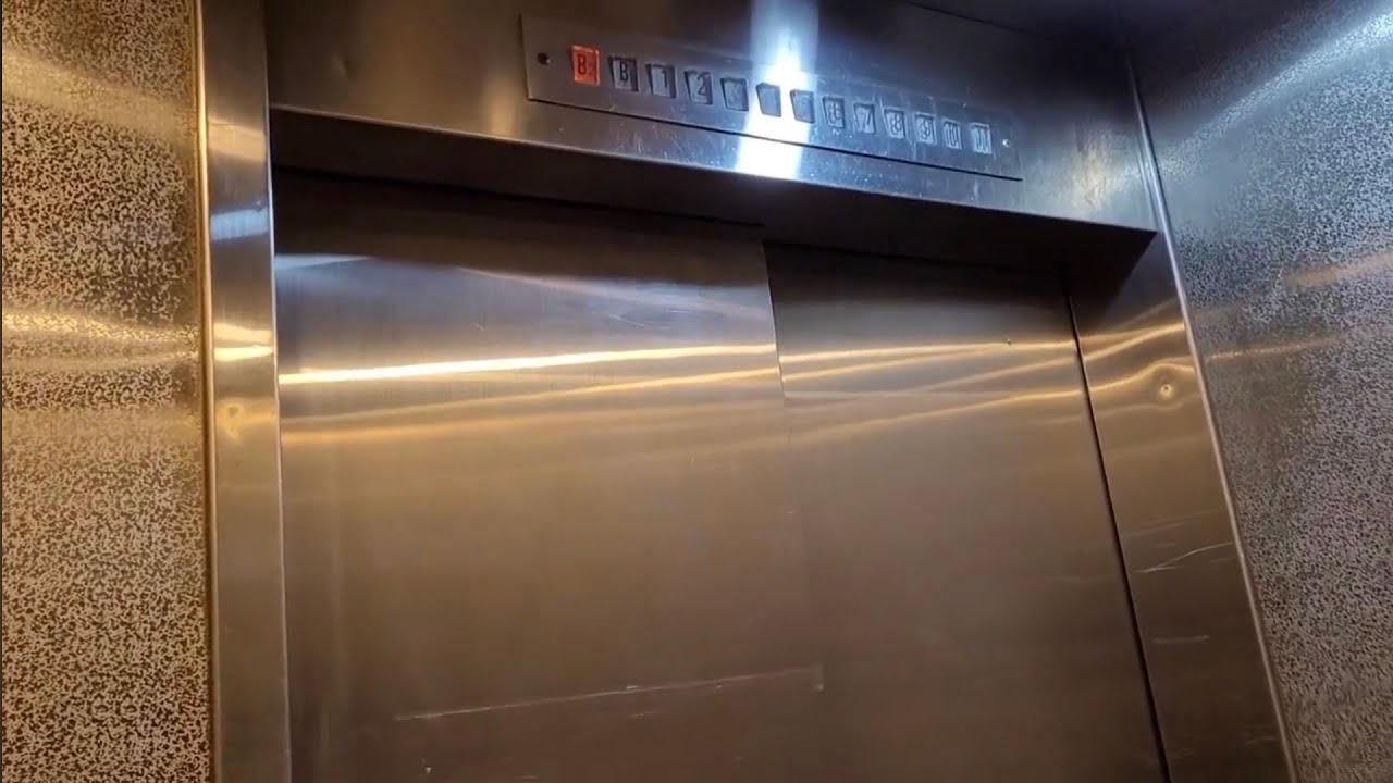 Old Mitsubishi lift + motor room pictures - YouTube