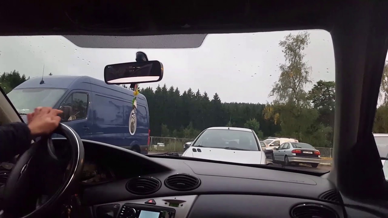 16 Year Old Driving Ford Focus (Burnaut) - YouTube