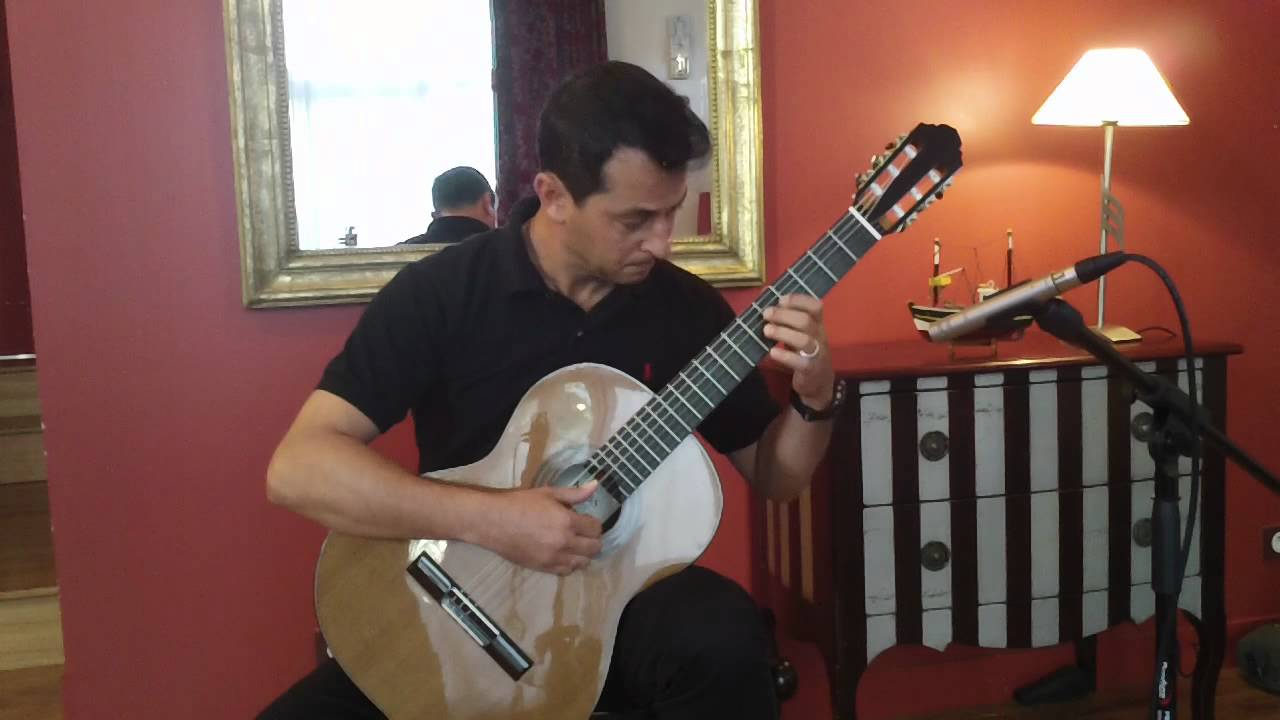 Carsten Kobs double top prelude www.concert-classical-guitar.com www ...