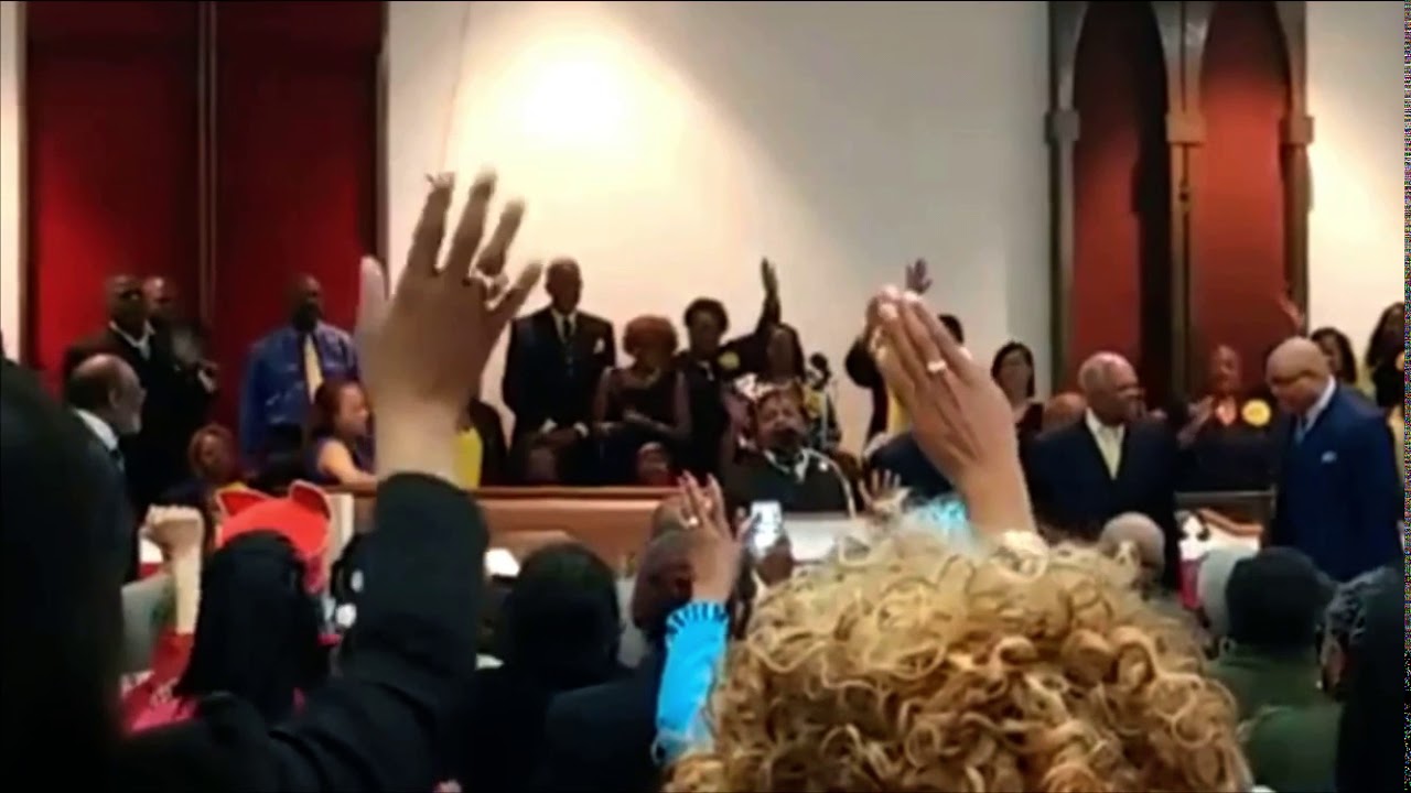 Pastor Bernard Mitchell!!!! - YouTube