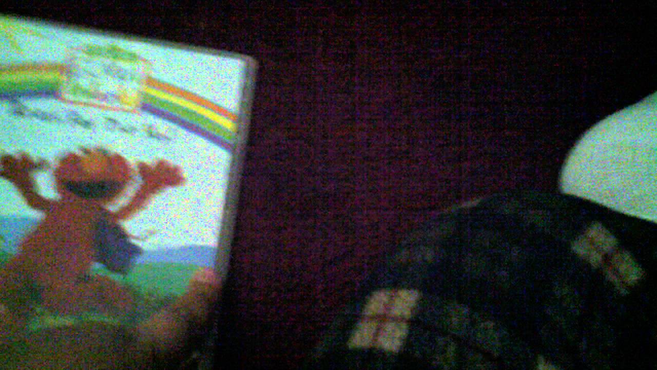 Elmos world Reach for the sky - YouTube