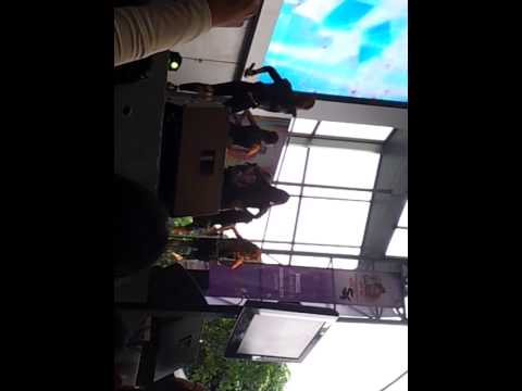 20130623 S.O.S Drop it Low perform at gathering TOPKPOP Gandaria City by. ZhenFong91