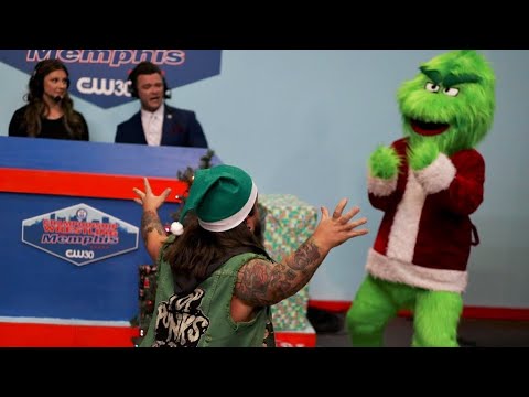 LAST WEEK | Why was Swoggle chasing The Grinch?? - YouTube