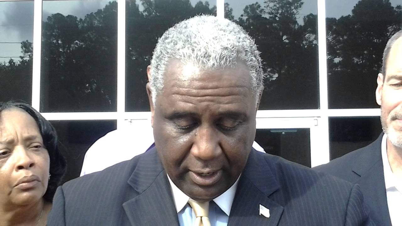 Ken Jefferson against crime - YouTube