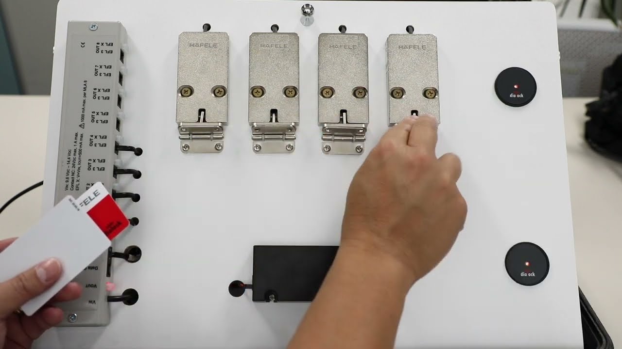Dialock FT 200 - How to clear user keys | Häfele Australia - YouTube