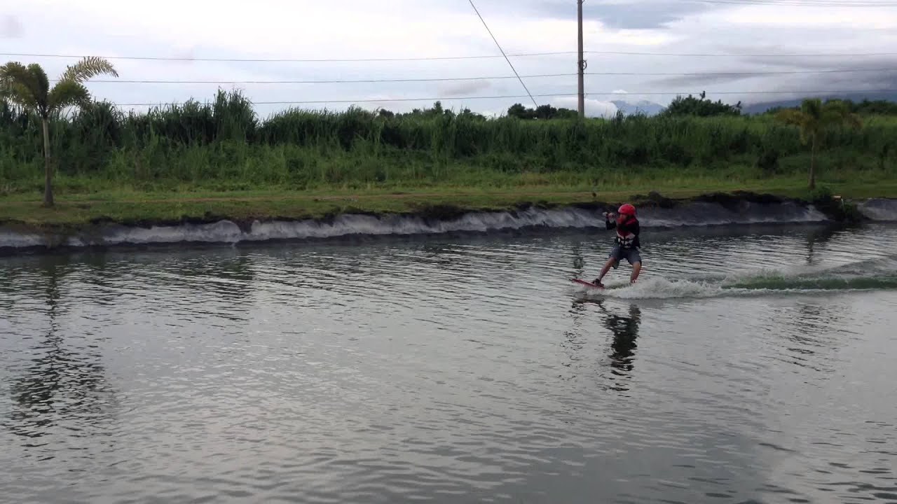 Lester wakeboarding at Republ1c Wake Park, Nuvali - YouTube