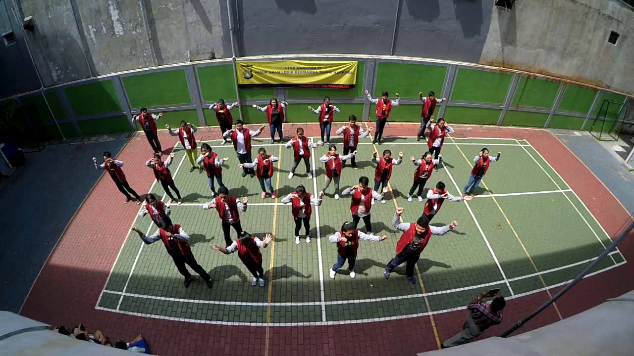 FLASHMOB COUNTFINITY - SMK STRADA II - YouTube
