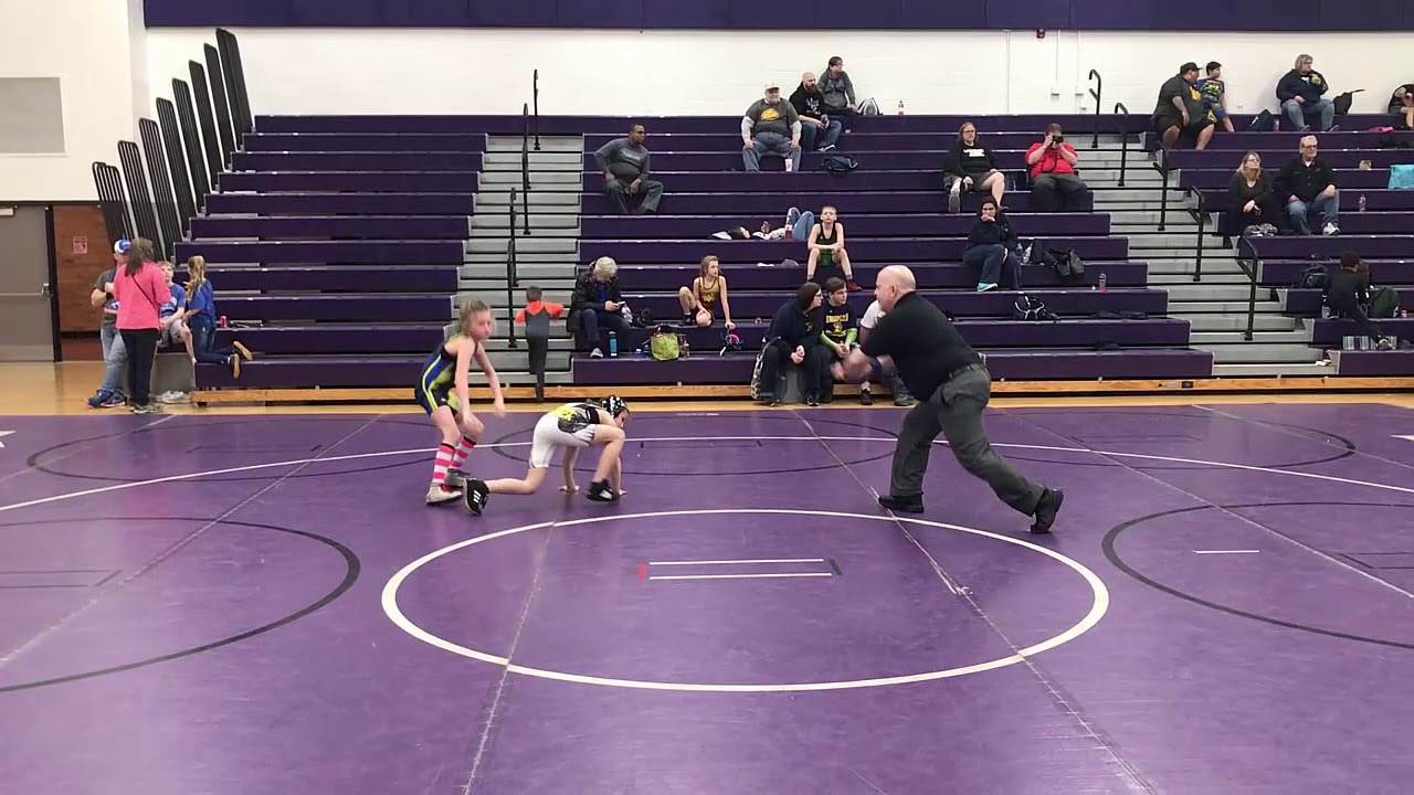 Rayna Richardson Wrestling - 20018 Woodhaven #1 - YouTube
