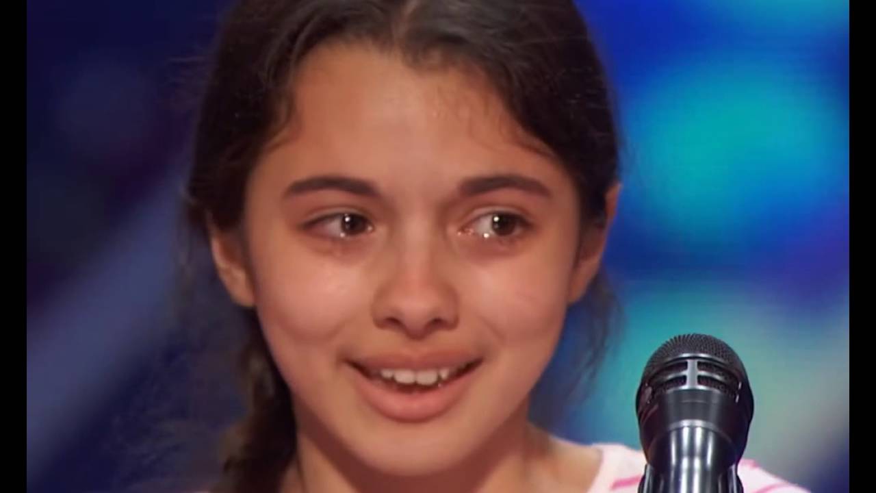 [Remix] Laura Bretan: 13-Year-Old Opera Singer Gets the Golden Buzzer ...