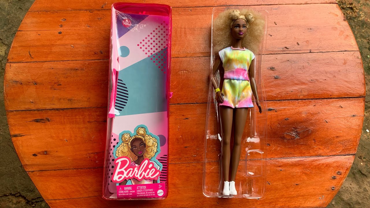 Barbie fashionista 180 ️unboxing 😱 ️ - YouTube