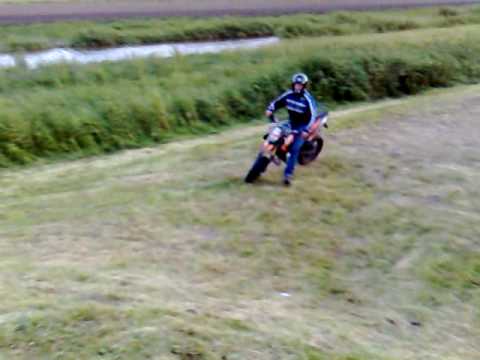 brommer rijden - YouTube