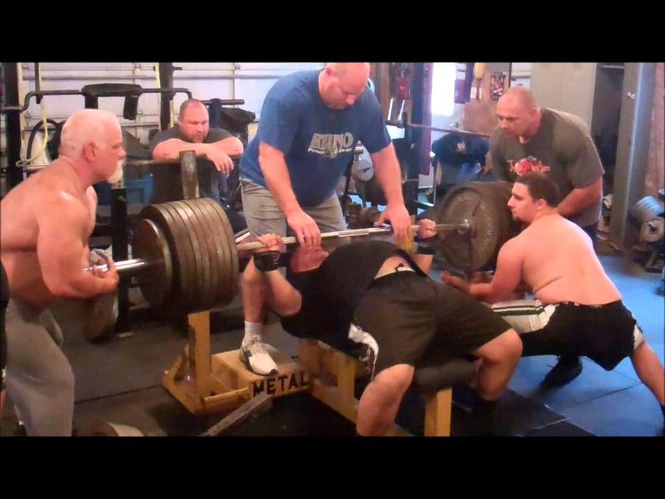 Testing out New Iron Wolfe Bench Bar - YouTube