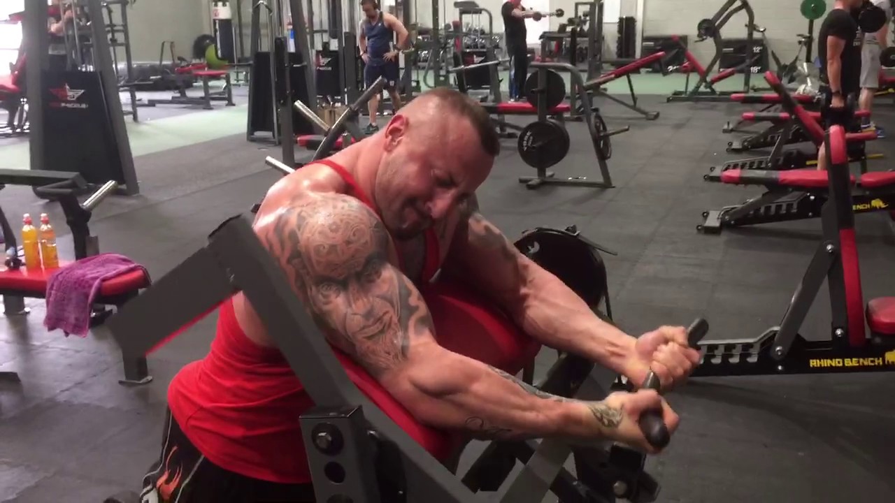 2017 IBFA Mr Britain and NABBA vice Mr Britain Laimonas Minkevicius ...