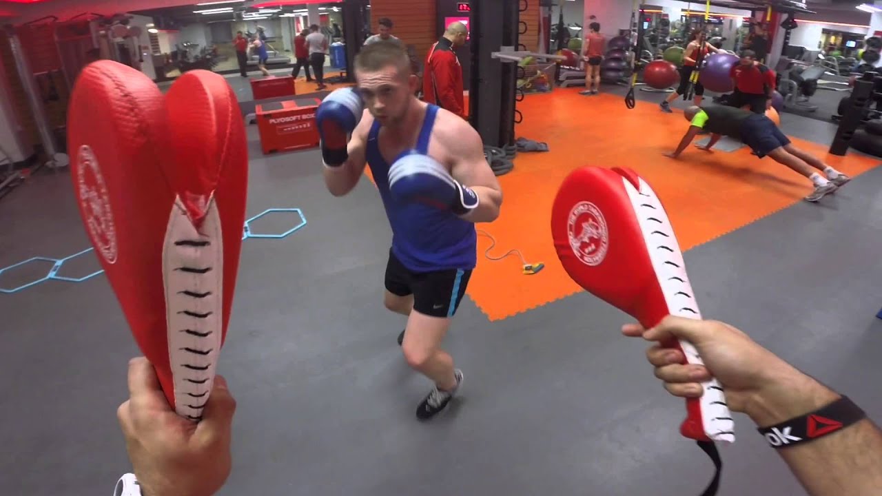 Boxing session at Fitness First The Strand with Personal Trainer Dean ...