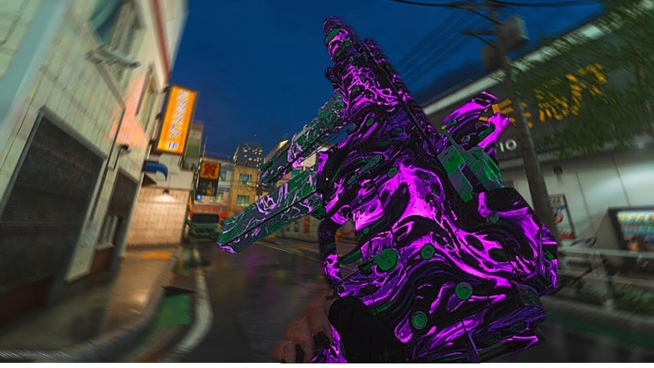 The Best JKucci Striker Loadout (and Why You Shouldn't Use It) - YouTube