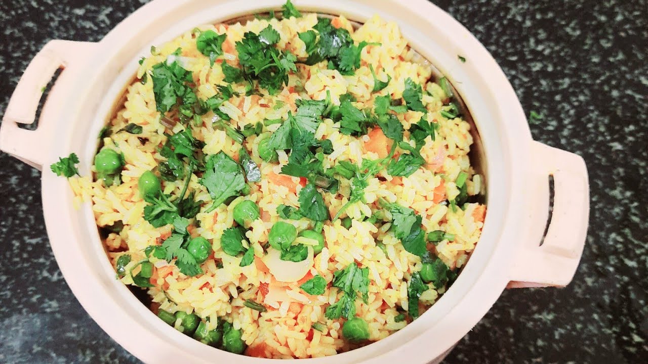 Recipe fried rice 🍚 😋 deshi style..Easy fried rice recipe...maya ...