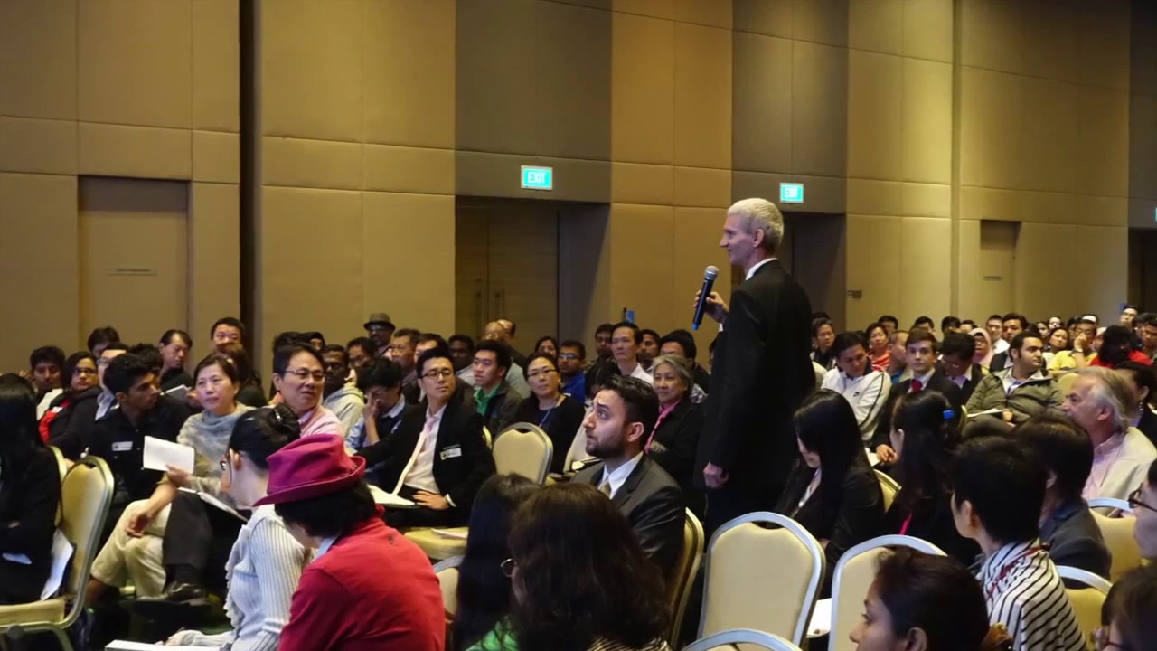 Showcase about Jochen Siepmann - YouTube