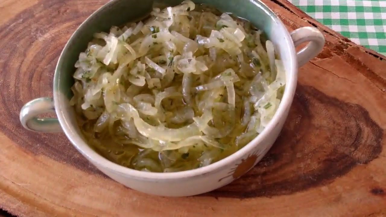 Tem churrasco ? Assiste esse vídeo !!! O melhor cebolete do mundo ...