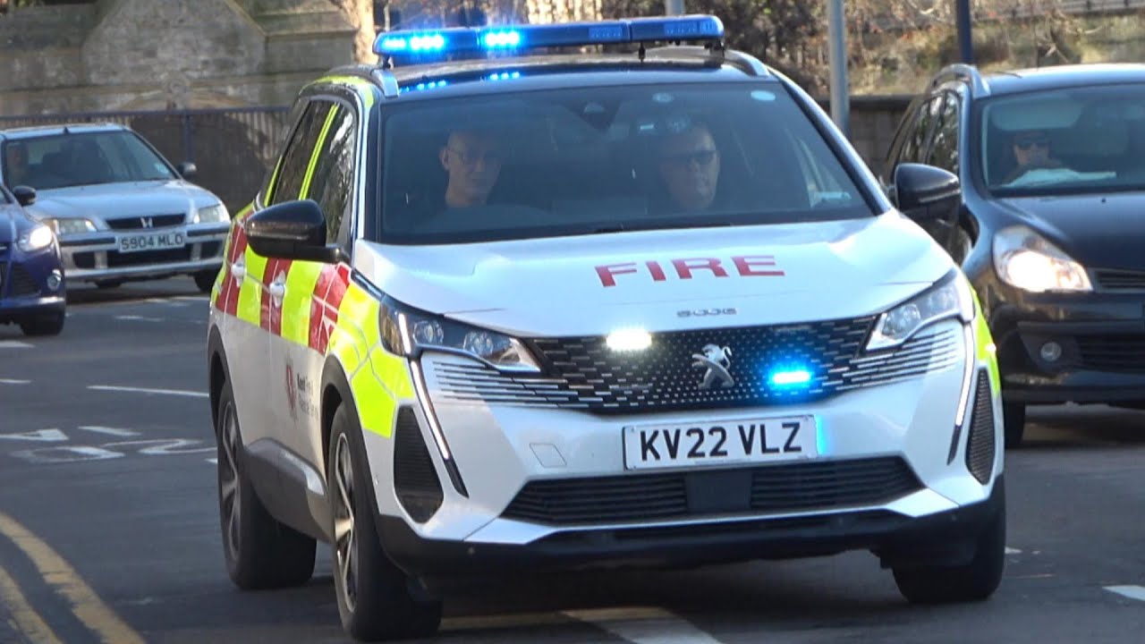 *BRAND NEW* - KFRS Officer car responding in Maidstone! - YouTube