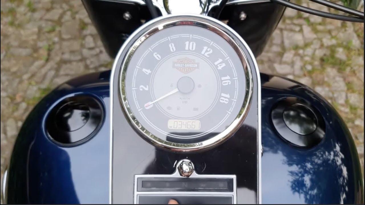 Harley Davidson Speedometer, Dial Face Replacement - YouTube