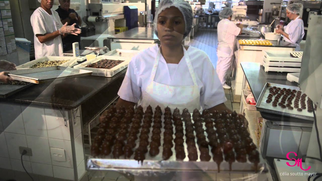 BUFFET CELIA SOUTO MAYOR 02 - YouTube