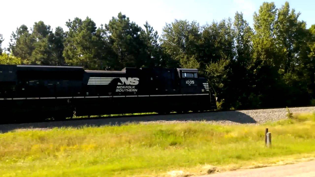 Pacing NS 1035 SD70ACe With K5LLA Through Maud, Tx on the UP Pine Bluff Subdivision - YouTube