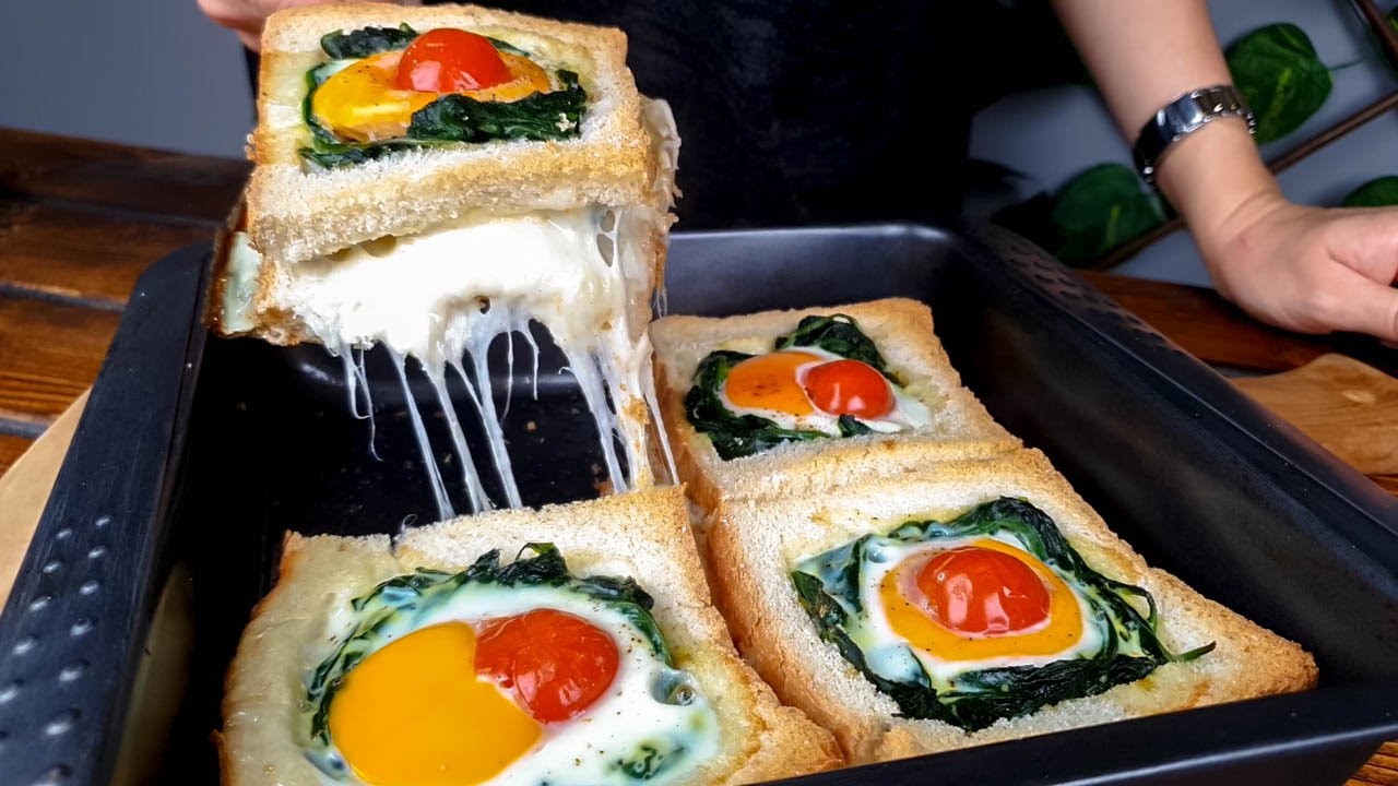 Quick & Easy Recipe Spinach on Toast ! Perfect for busy days! - YouTube