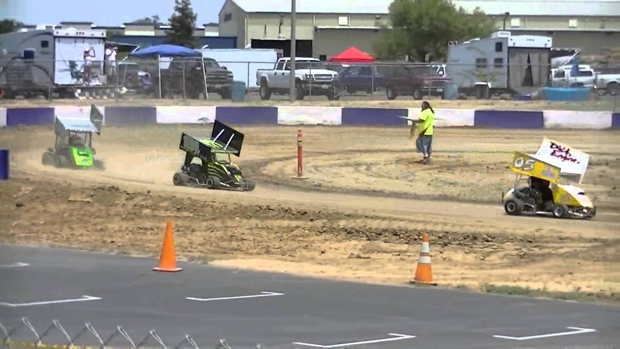 Riley Jeppesen - Atwater Kart Club 6-9-13 - YouTube