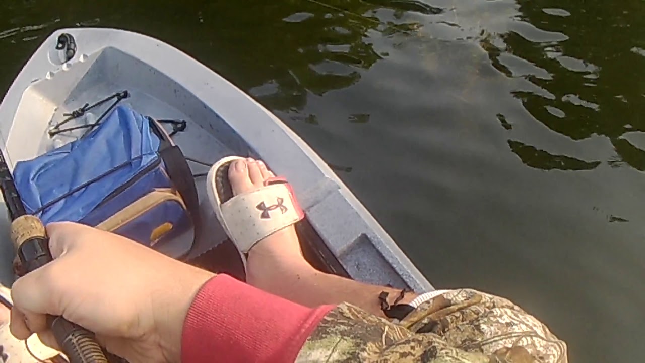 ACTON ONTARIO KAYAK ATTACK PIKE & LARGE MOUTH : AXE MAN & OLD GUY ...