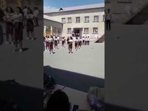 Son Zeng flashmob. 271 nomreli tam orta mektebin 11 c sinfi ( 2008-2019)