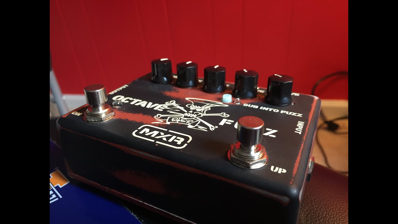 MXR Slash Octa Fuzz - Full Pedal Demo / Overview - YouTube