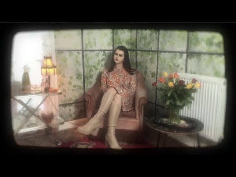 Horror Movie - Molly Willis (Official Visualizer) - YouTube