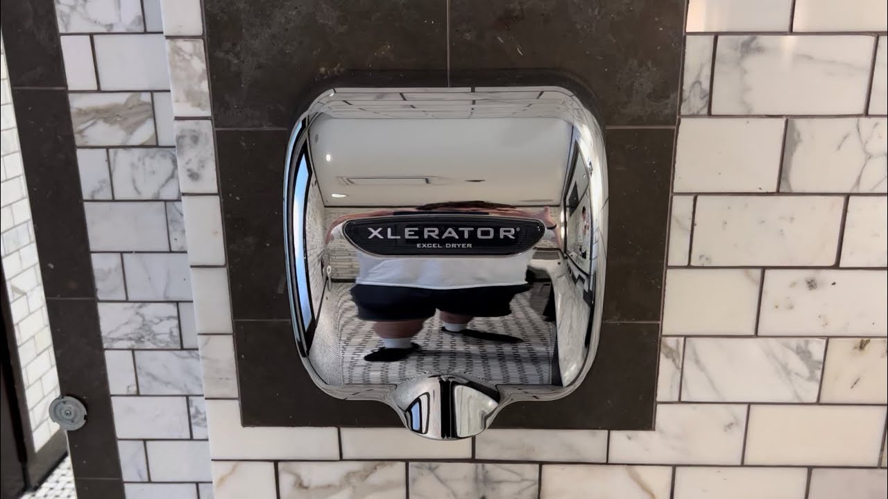 Excel Xlerator [4 of 5] | Easton Town Center | Columbus, OH - YouTube