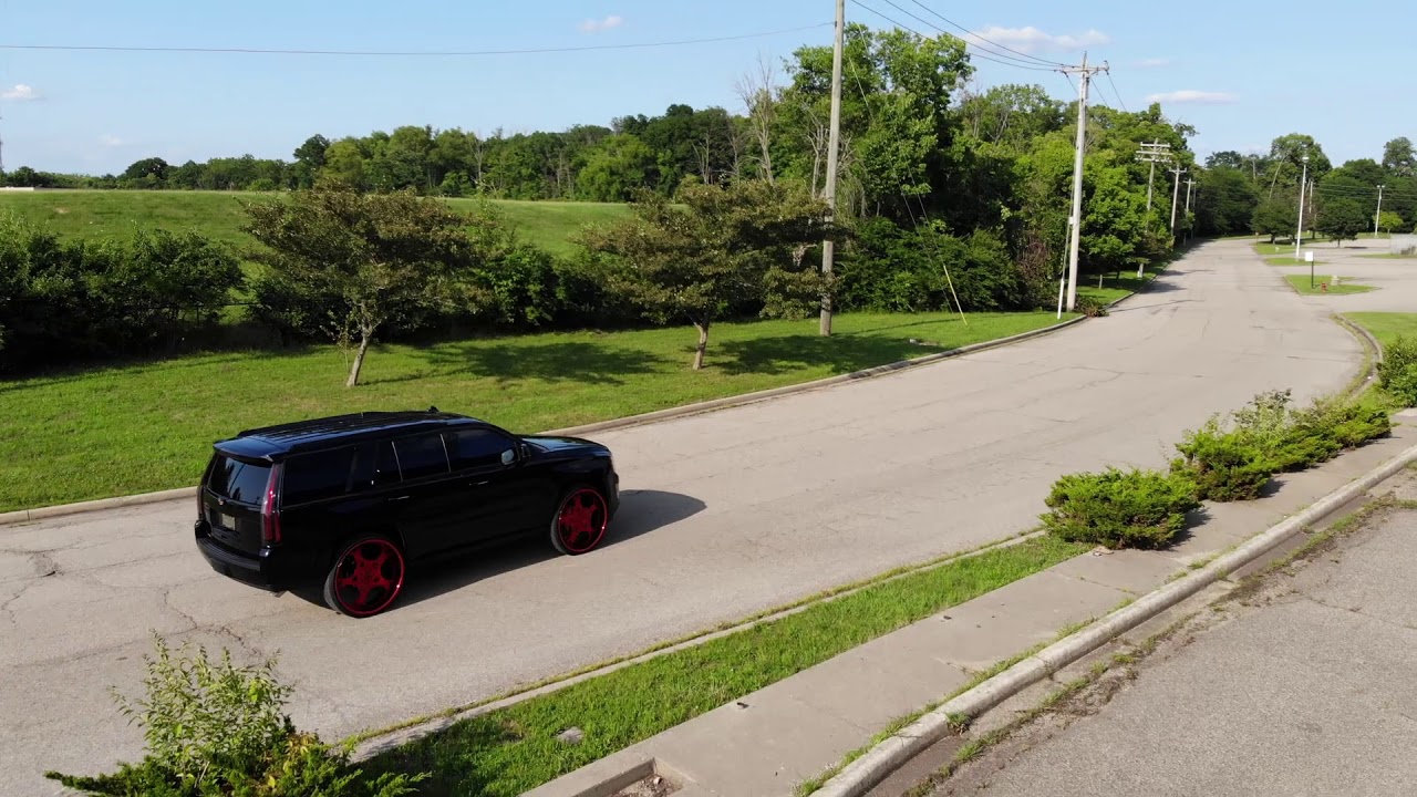 MURDERED OUT ESCALADE ON 30 INCH FORGIATO'S FULL INTERIOR - YouTube