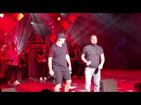 Joey Fatone and Chris Kirkpatrick perform \