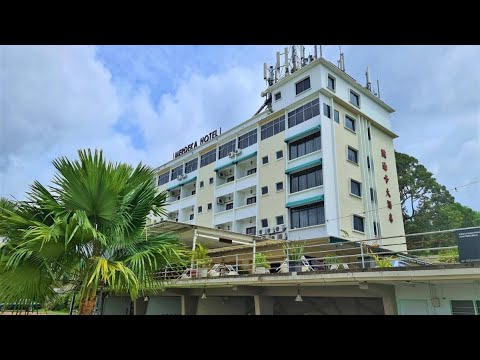 Merdeka Hotel Kluang, Kluang, Malaysia - YouTube