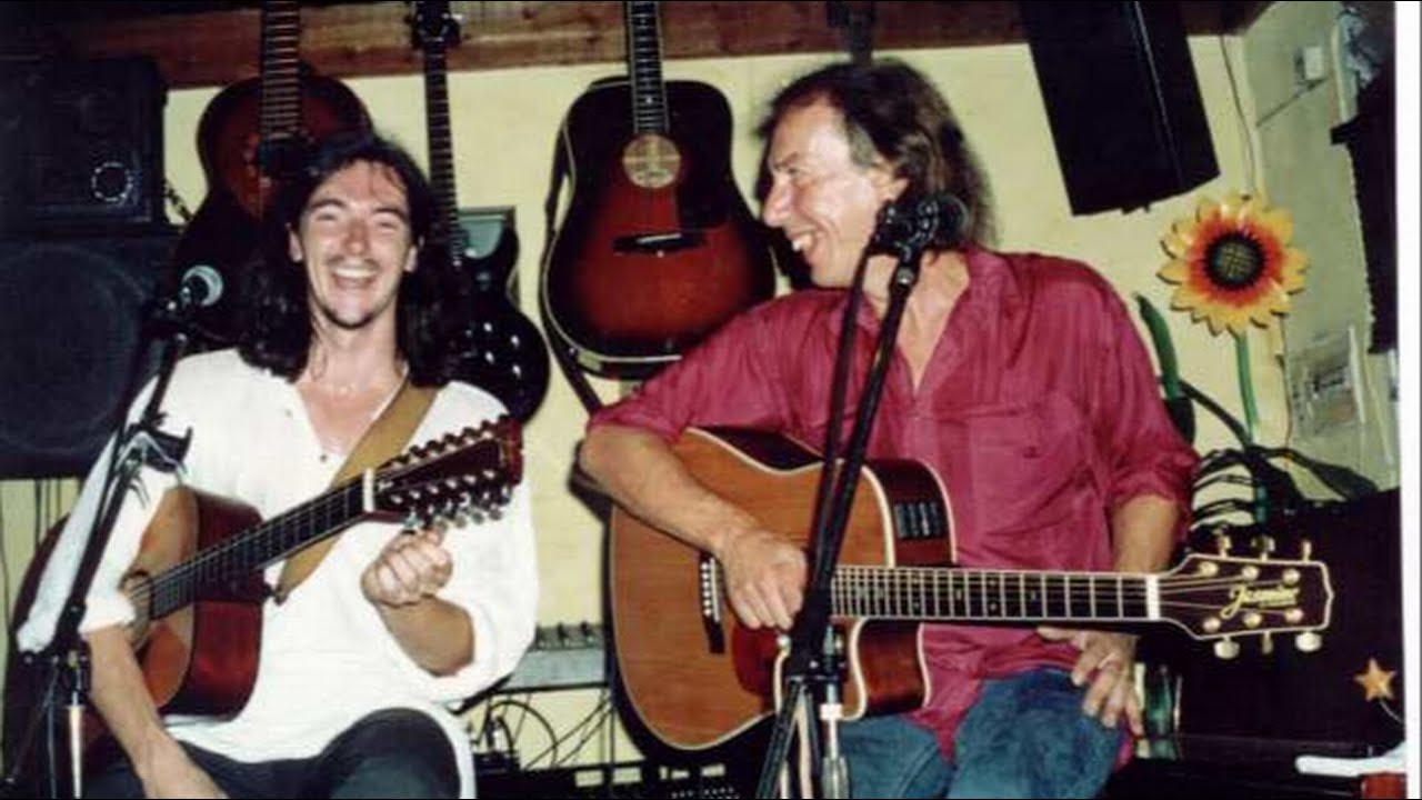 Eric & Ronnie in Rogues Gallery - YouTube