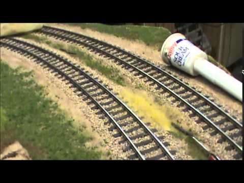 Working with and applying 10 & 12 mm Static grass. - YouTube
